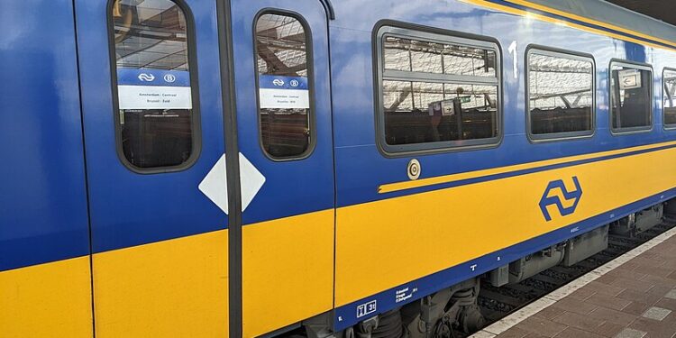 OV-Pay, easy travel in The Netherlands for expats and the Dutch - Expat.nl